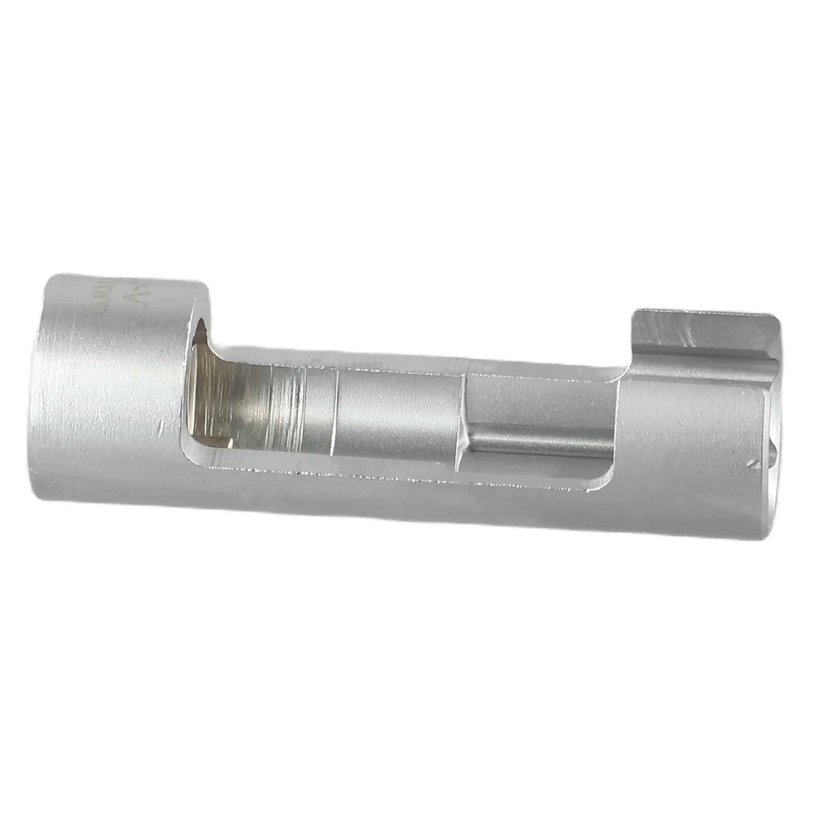 Hexagonal Diesel Fuel Injector Pipe Socket With Oxygen Sensor Wrench ...