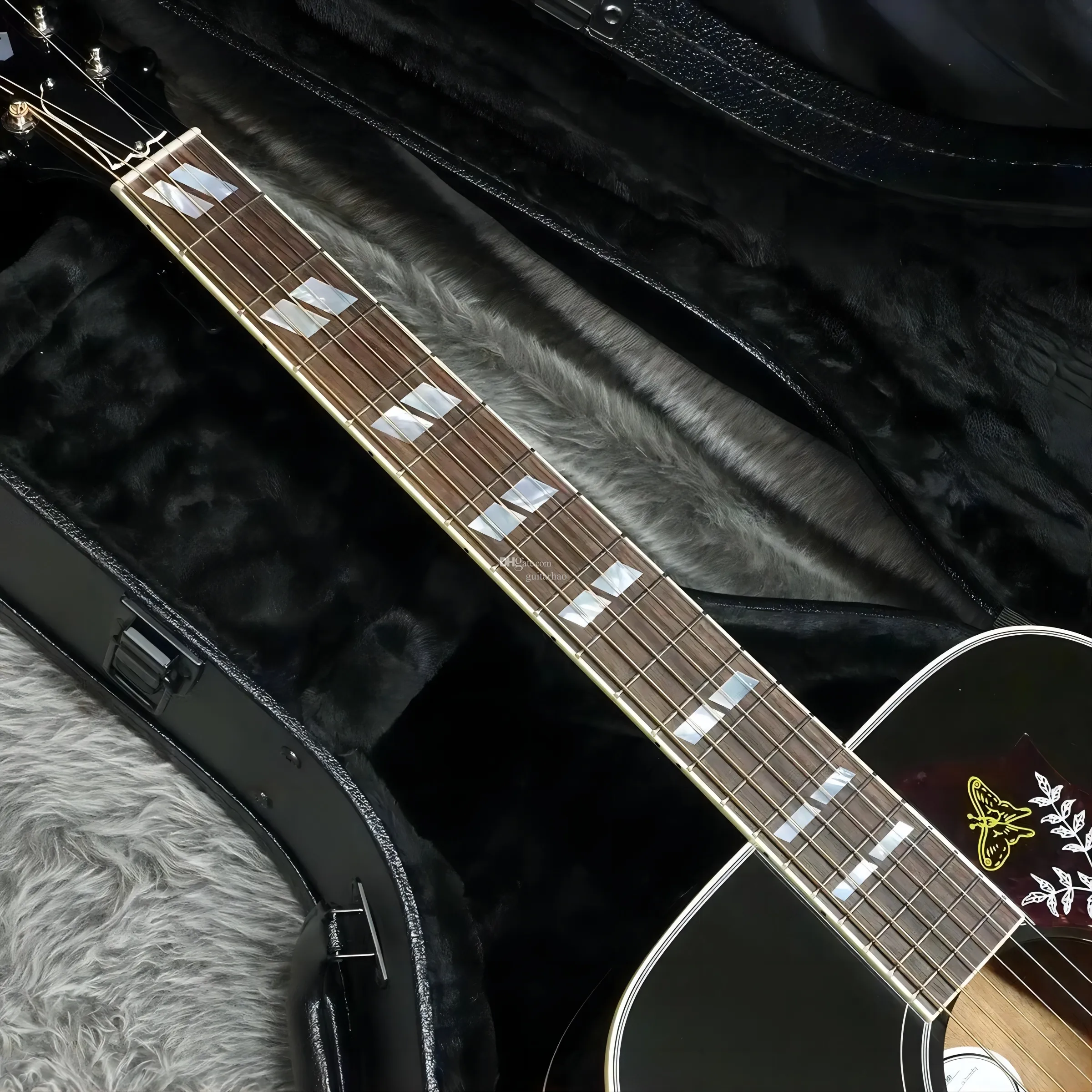 Deluxe Jumbo J45 Sunburst Acoustic Guitar 41 Black Finish Deluxe Jumbo J45 Sunburst Acoustic Guitar 41 Black Finish