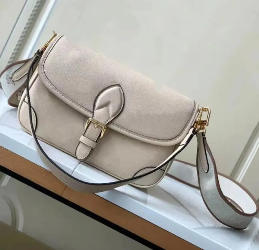High Quality Embossed Bag Designers Bag Fashion Leather Shoulder Bag ...