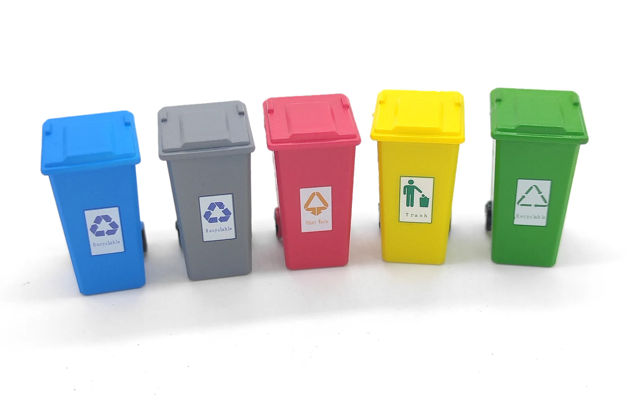 4/Miniature Trash Can Set - HO Scale Model - Perfect for Railway Layout ...