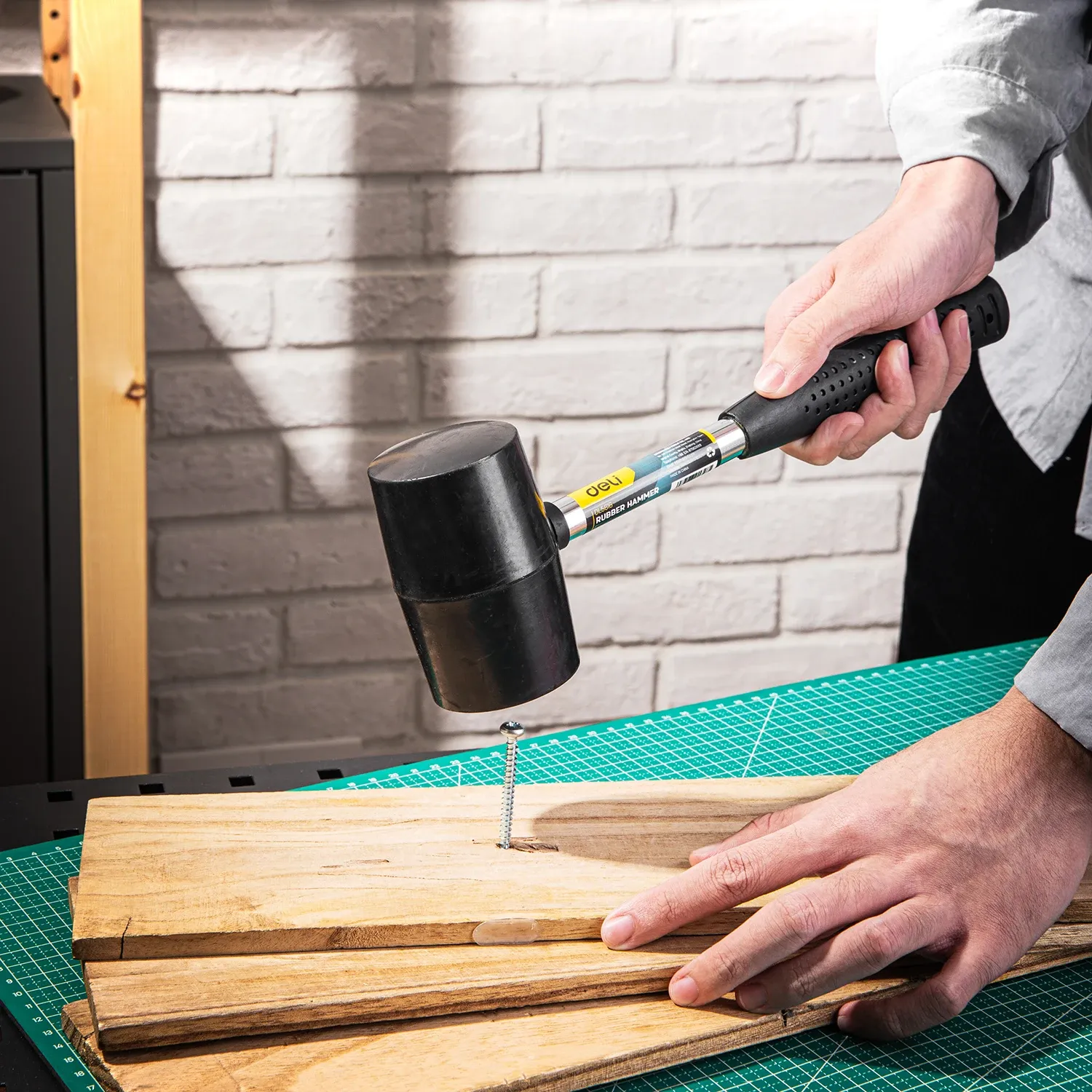 DHgate.com:Deli 16oz Double-Sided Rubber Hammer with Coated Steel Pipe ...