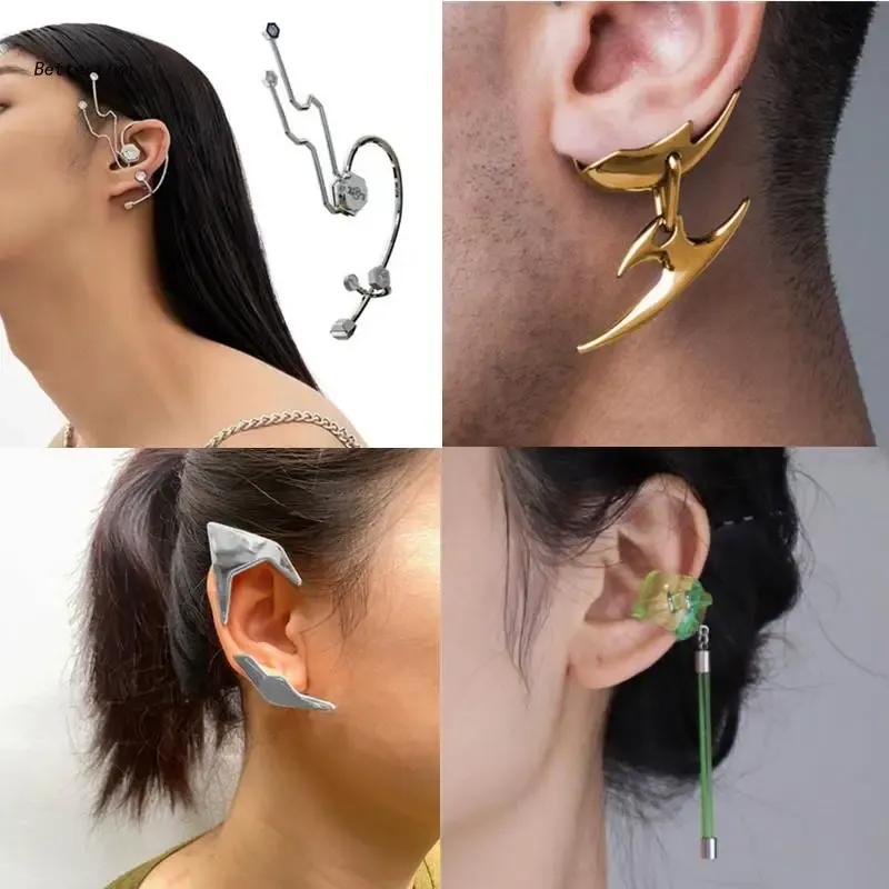 dagger ear cuff