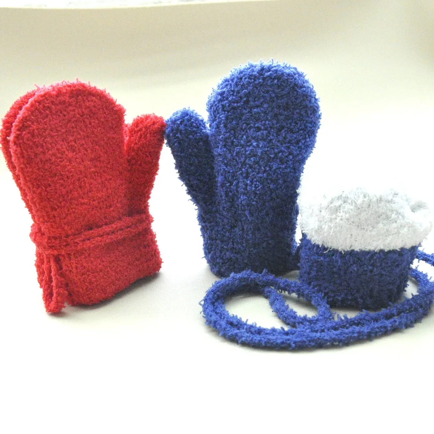 DHgate.com:Kids Ultra Warm Plush Rope Winter Cycling Skiing Mittens ...