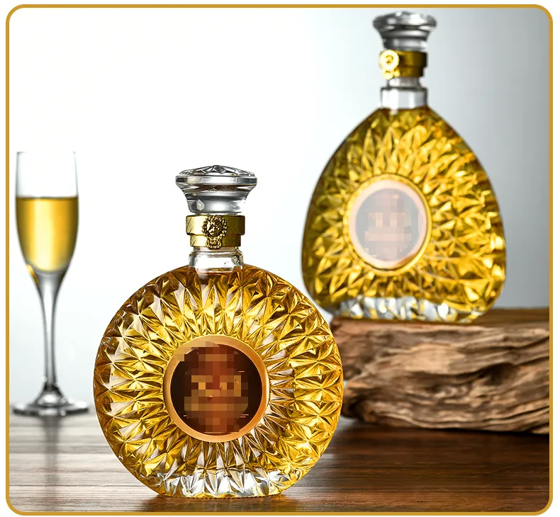Empty Decorative Glass Bottles Whiskey Ornaments Hip Flask Liquor Flask ...
