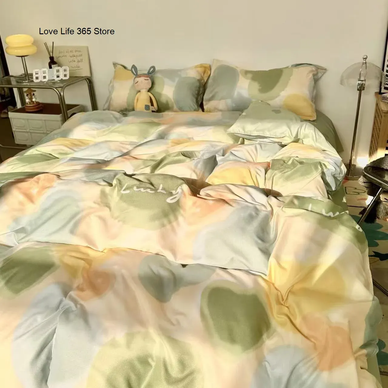 Croissant Bedding Set: Bread, Cheese, Flat Bed Sheet, Duvet Cover ...