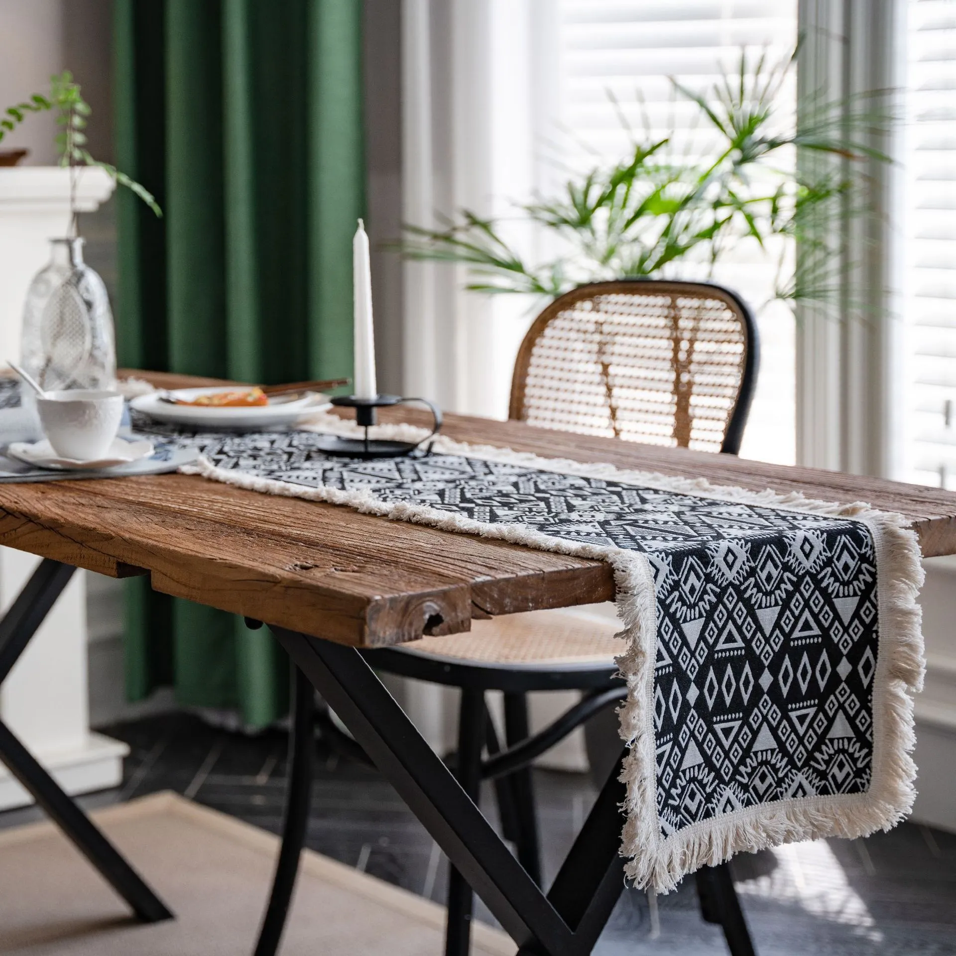 woven table cover