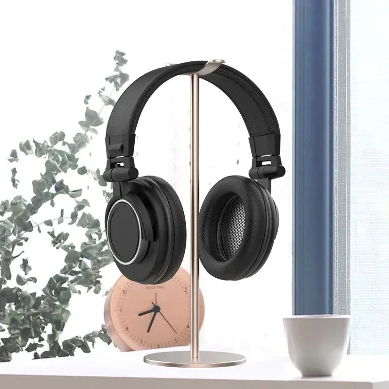 Curved Aluminum Headphone Stand with Solid Metal Base for Gaming ...