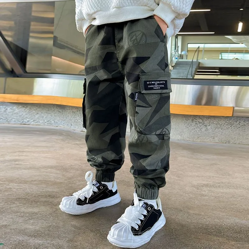 Trendy Cargo Pants: Camouflage Cuffed, Multi-Pocket, Loose Fit, Spring ...