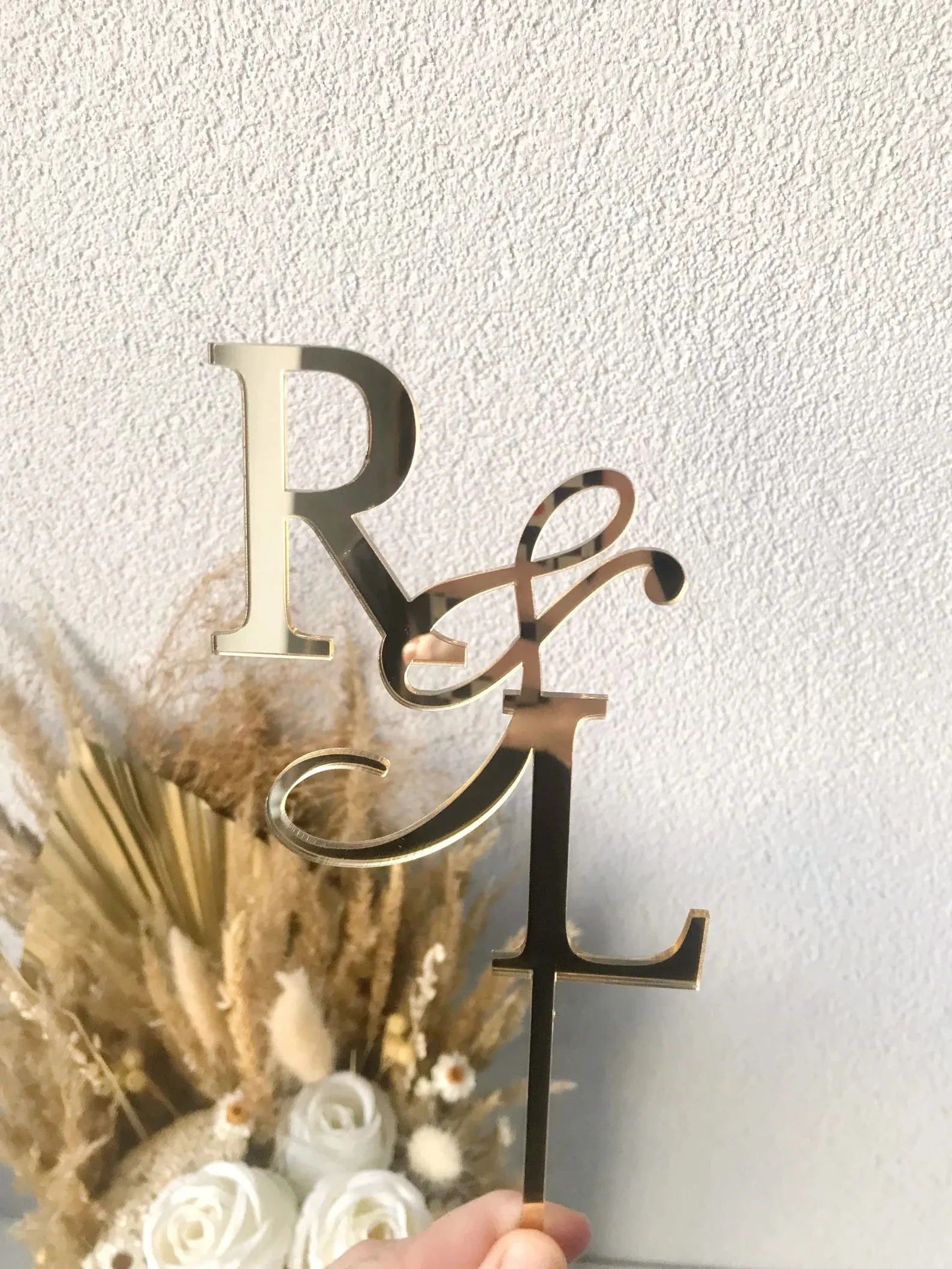 Custom Wedding Cake Toppers: Personalized Acrylic Cake Topper With ...