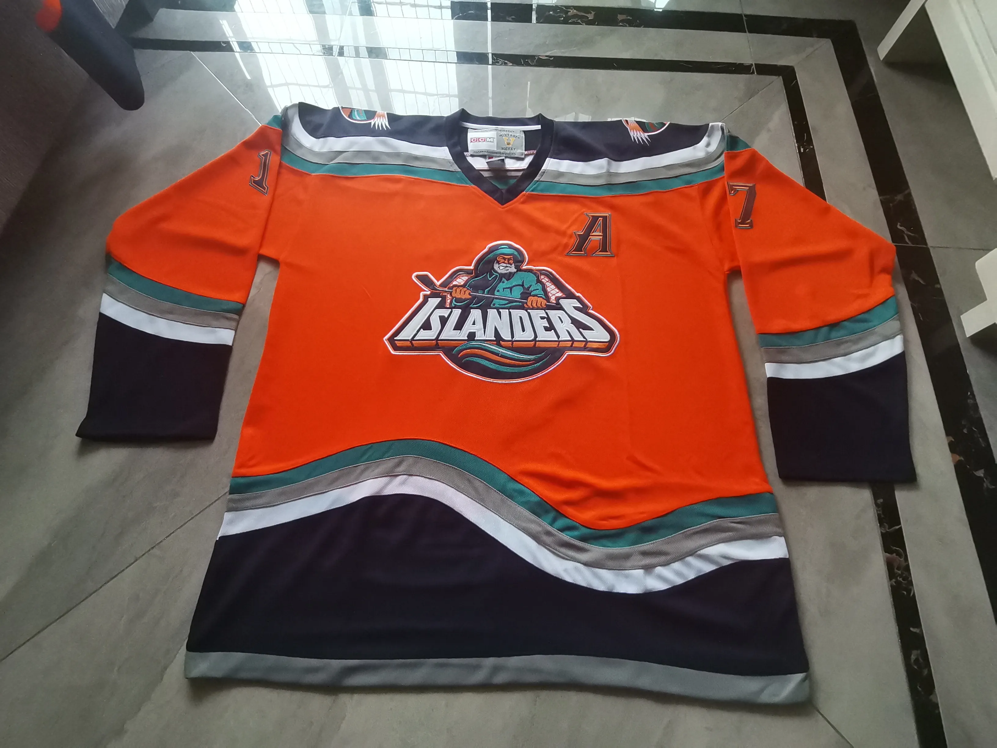 Hockey jerseys Physical photos New York Fisherman 17 Matt Martin ORANGE ...