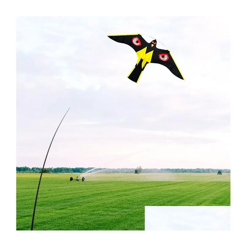flying hawk kite