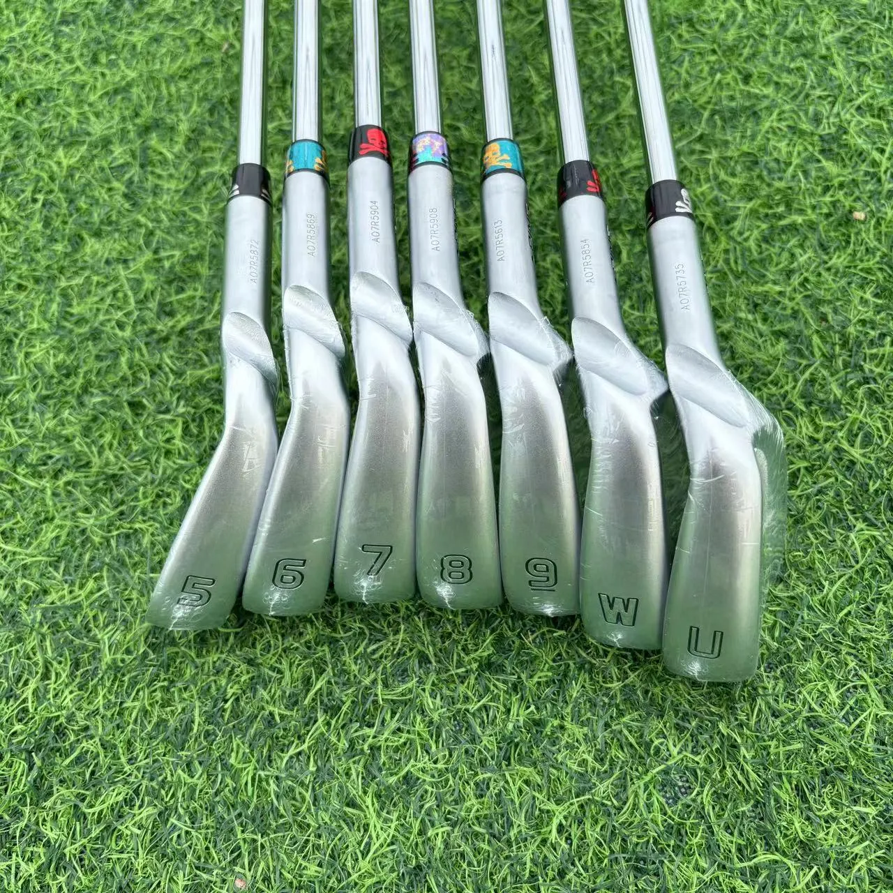 DHgate.com:Silver Golf Clubs P525 Iron Set (5-PW) [Steel/Graphite Shaft ...