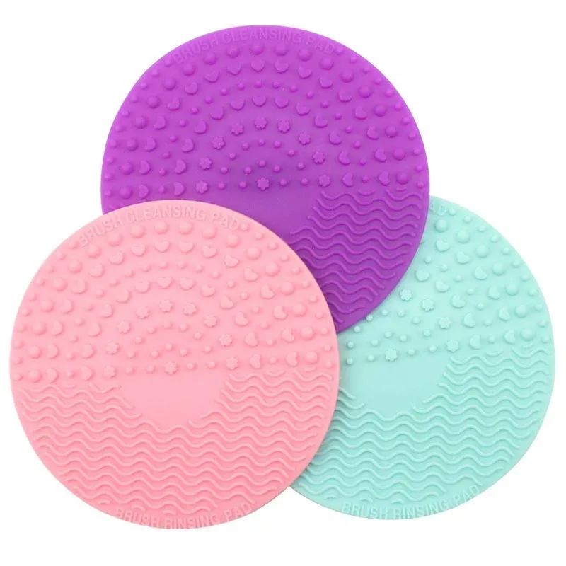 makeup brush cleanser pad