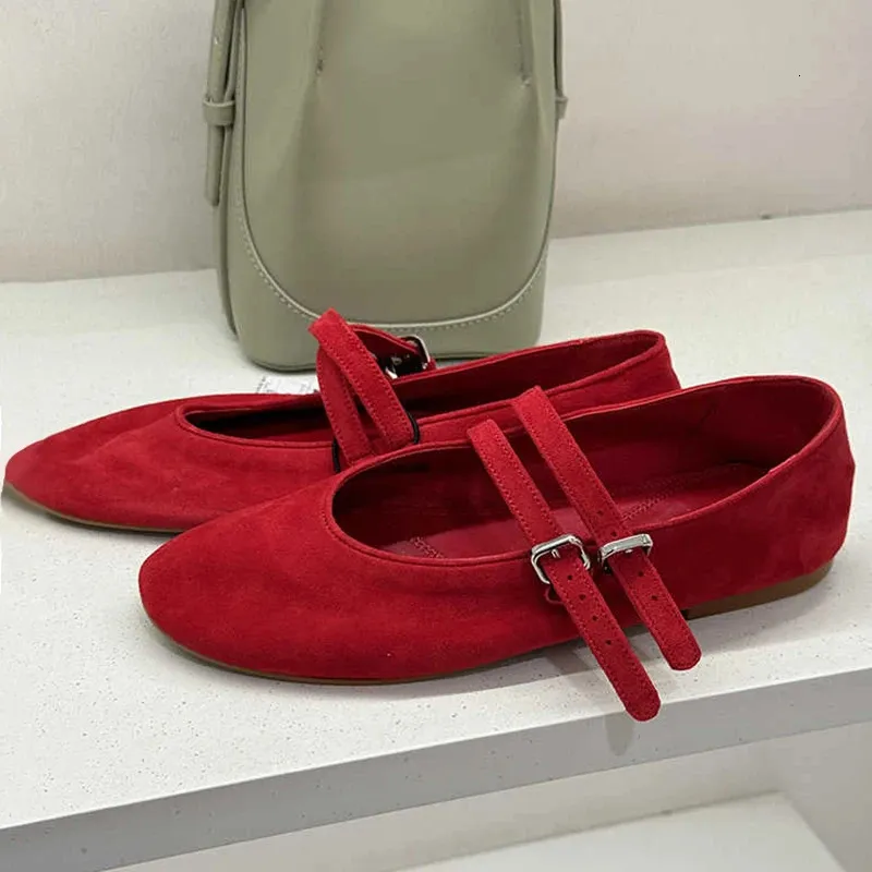 Bulk Red Velvet Womens Flats Soft Comfortable Casual... From Longda009 ...
