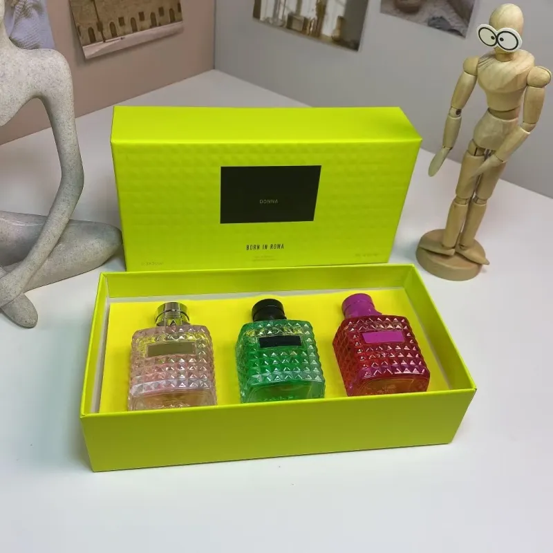 Designer Perfume Born In Roma Intense Uomo Set ... From Luxurymakeup ...