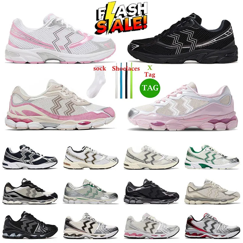 Triple Black Pack Classic Trainer Shoes Womens For Men And Women Pink ...