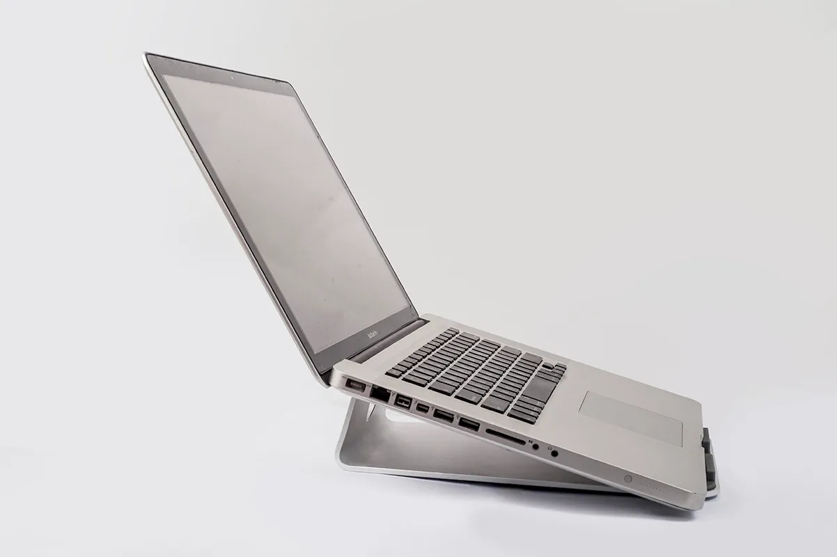 Aluminium Alloy Computer Bracket Engraving Processing... From ...