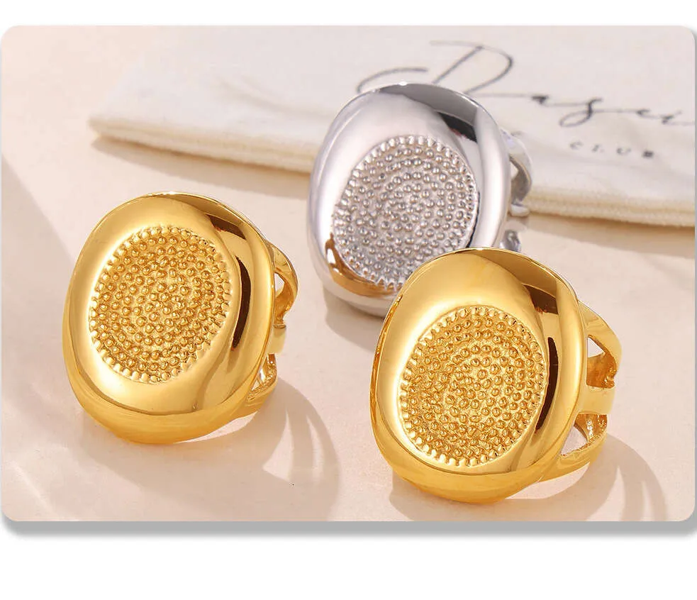 Mysterious Titanium Steel PVD Silver Plated Silicone Ring with Face ...