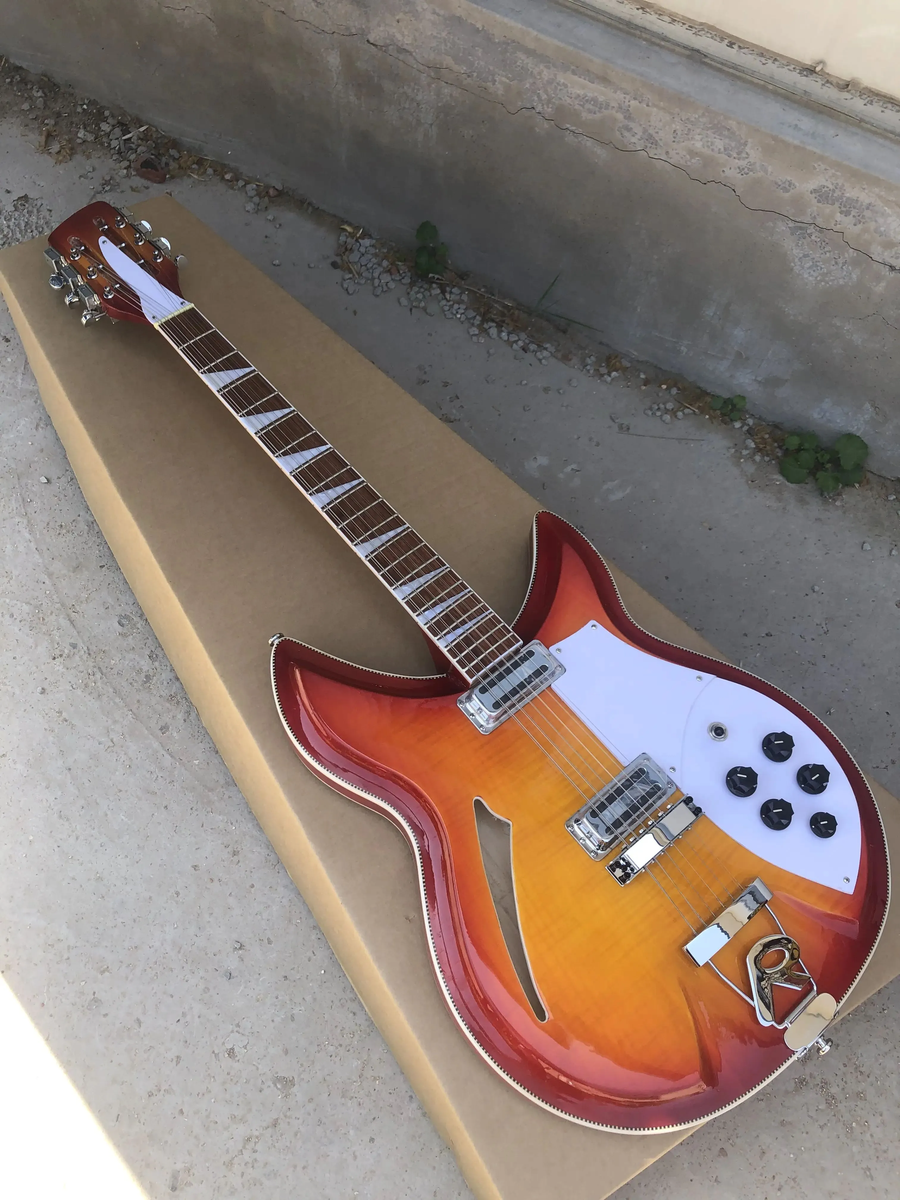 High Quality Ric Bac Semi Hollow Guitar In 381 CS Color With 12 String ...