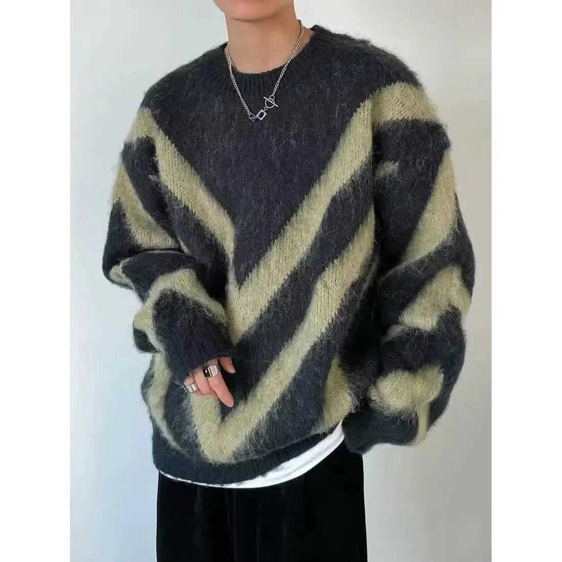 Idle Style Color Blocked Thick Knit Sweater Loose Fit Round Neck Zipper ...