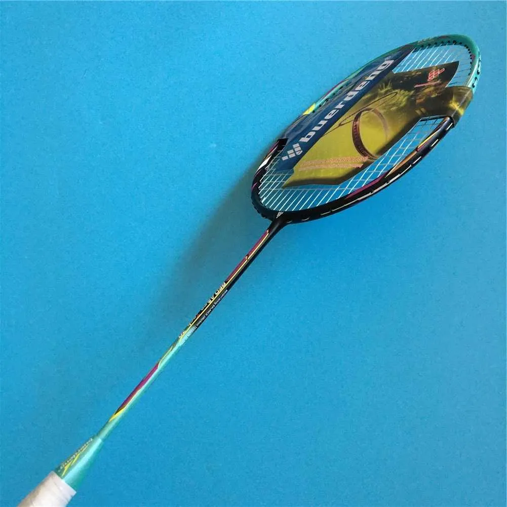 OEM Carbon Badminton Rackets High Quality Lightweight Badminton ...