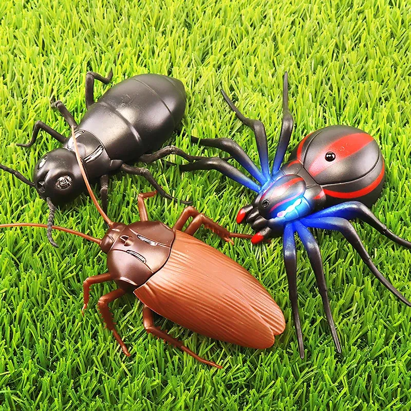 Electric RC Insect Flame Toys Snake Eyes With Remote Control Cockroach ...