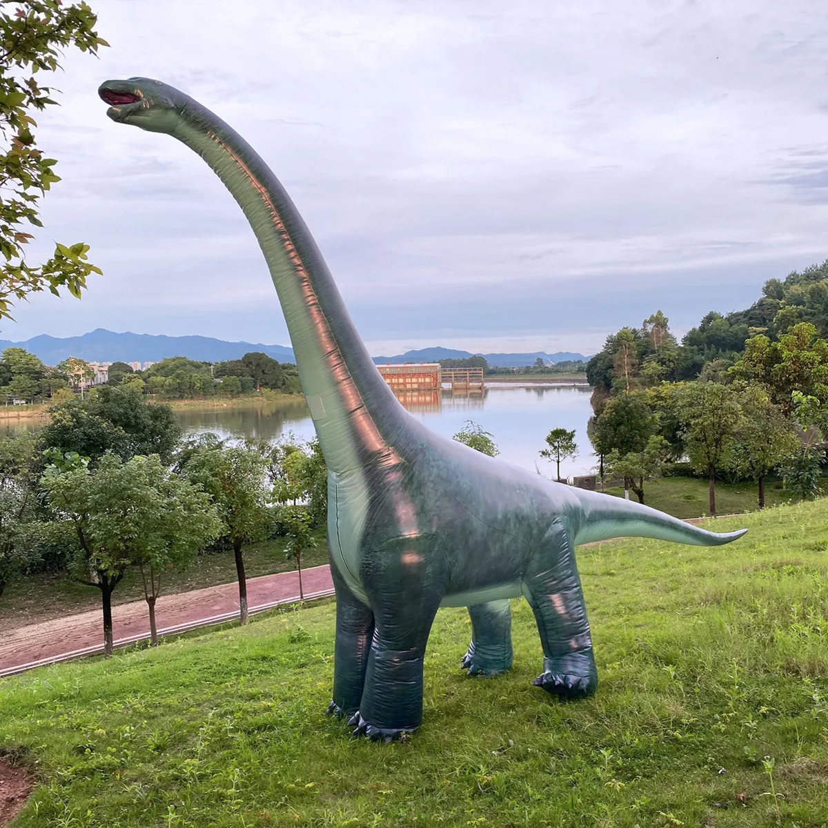Giraffatitan Dinosaur Costume 3.1m Inflatable Sauropod Suit Realistic ...