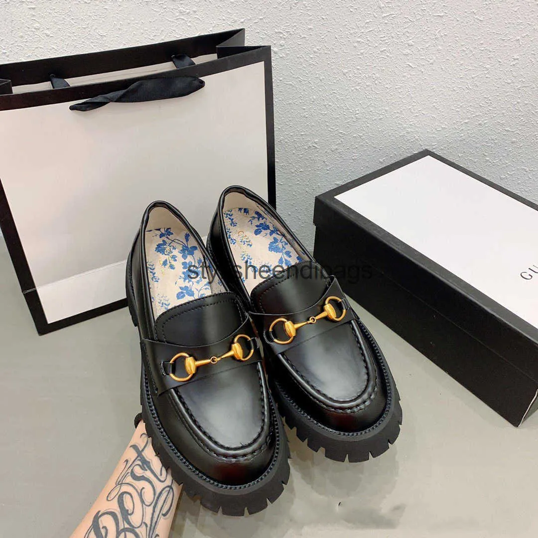 Casual Women's Shoes: Carrefour New Style Thick Buckle Small Single ...