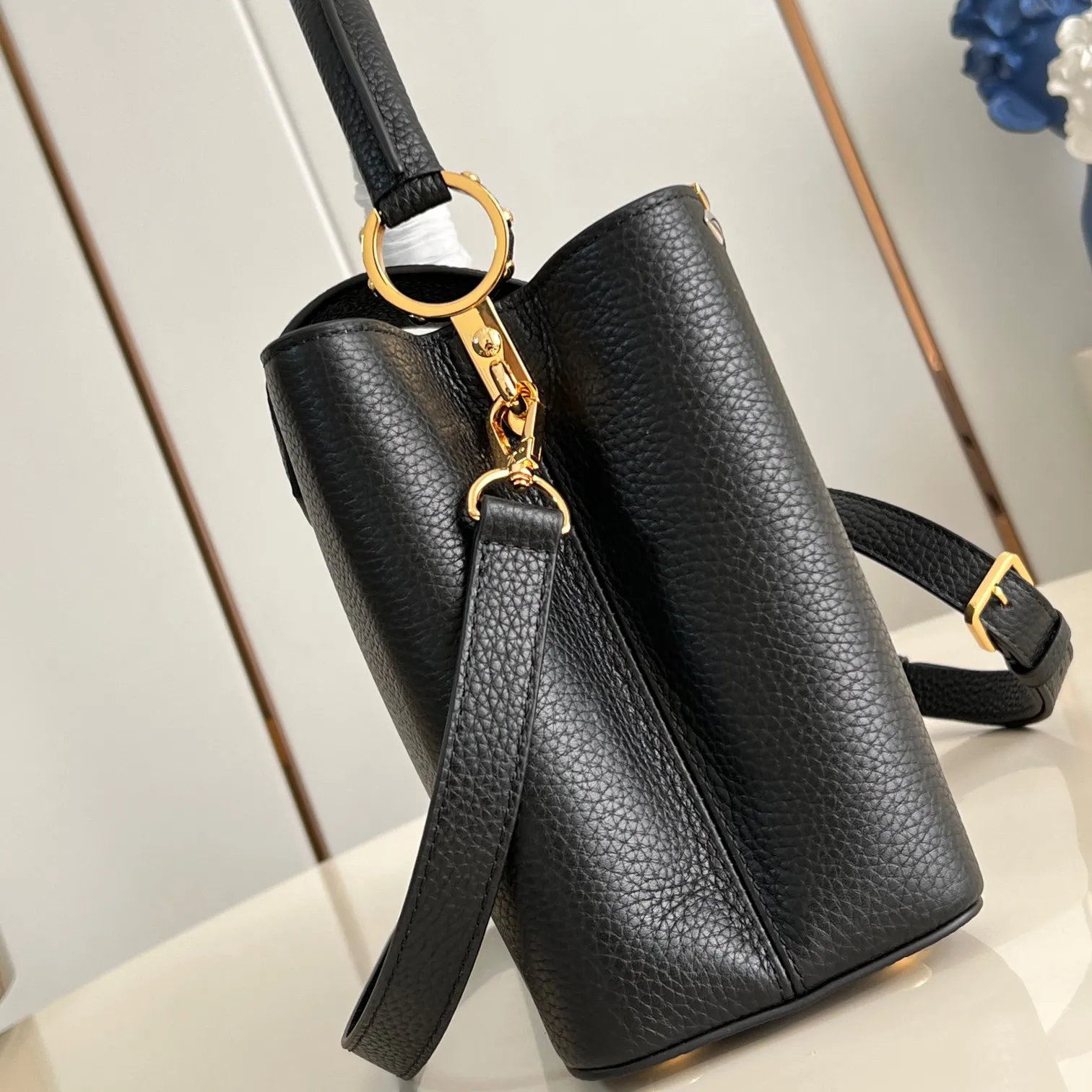 Luxury Leather Flap Purse: Premium Quality Handbag with Enamel ...