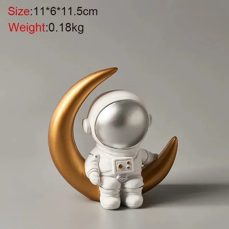 Resin Astronaut Figure Glass Desktop Ornament Nordic Style Spaceman ...