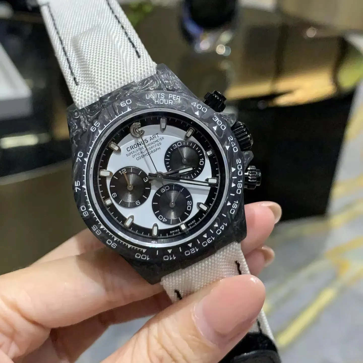 Hot-Selling Black 40mm Carbon Fiber Round Case Precision Tourbillon ...