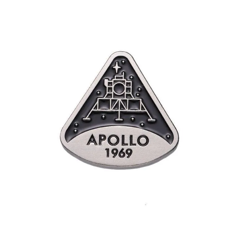 Apollo Moon Landing Commemorative Cosa Nostraa Brooch Black Inverted Triangle Pin1969 Metal ...