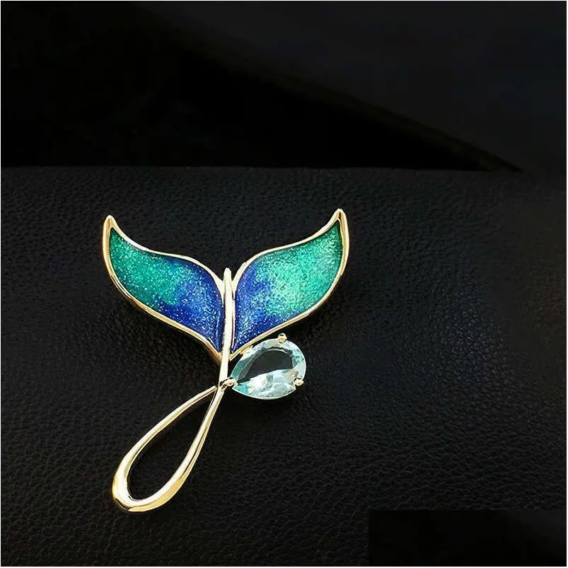 Exquisite Touching Fish Tears Opal Brooch Blue Nile Subtle Design For ...