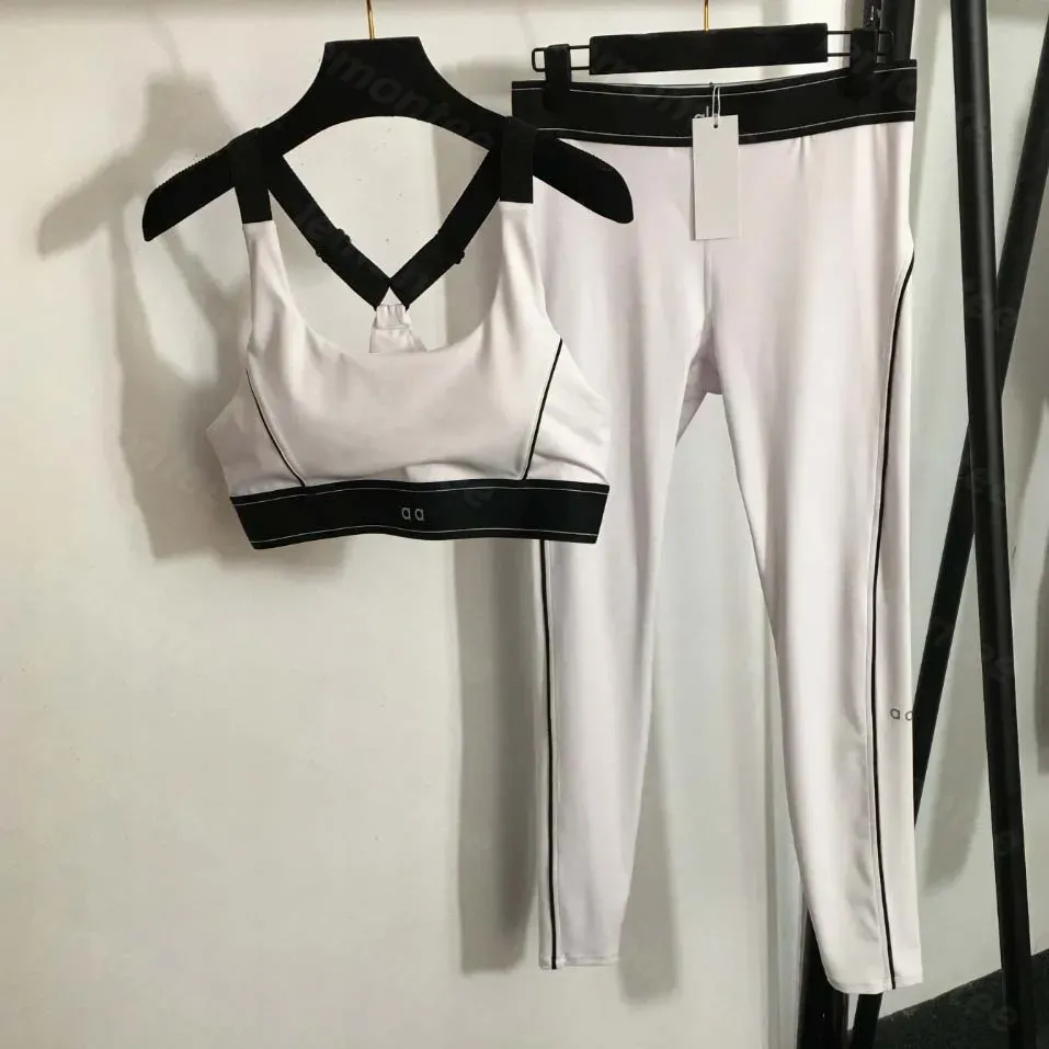 Women's Activewear Set: Designer Yoga Leggings and High Quality ...