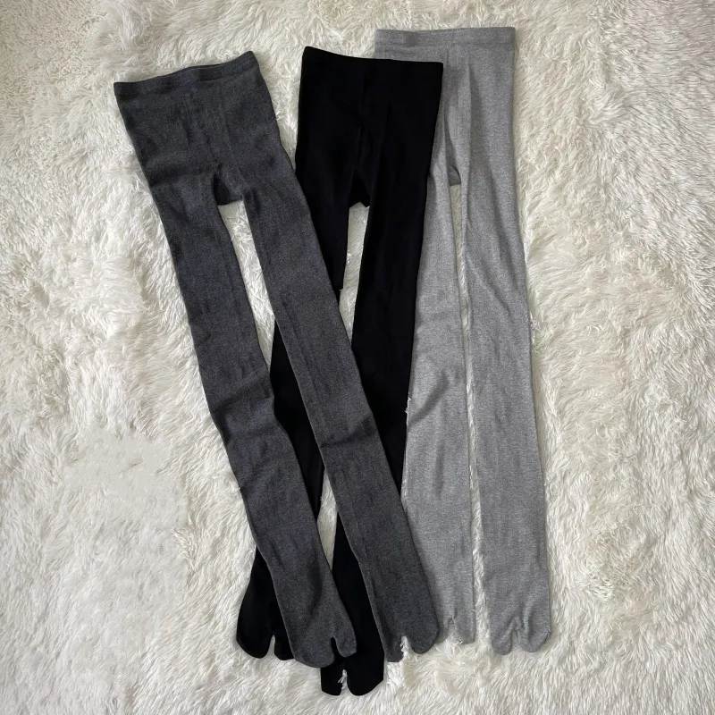 Combed Cotton Split Toe Leggings: Soft, Comfortable Two Toed Tabi Socks ...