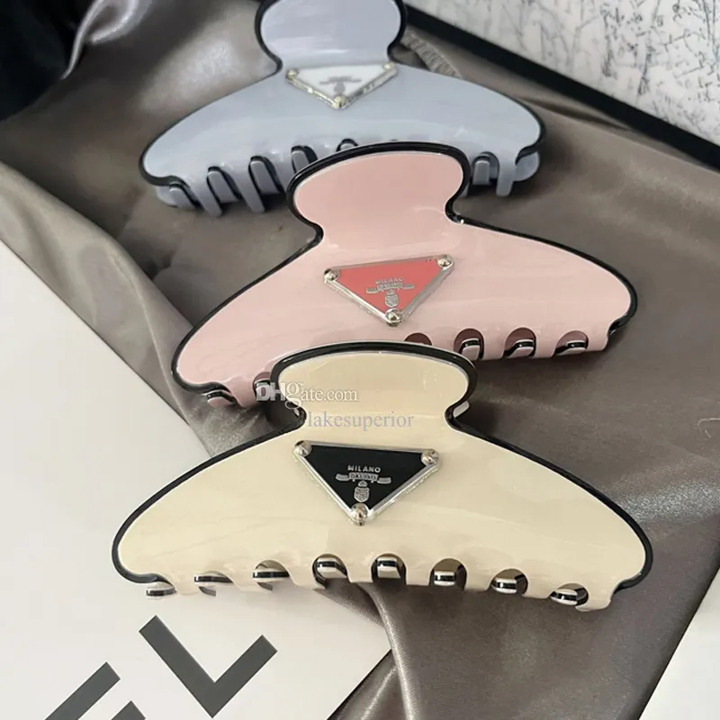 Metal Triangle Acrylic Hair Claws Letter Claw Clips for Fashion Hair ...