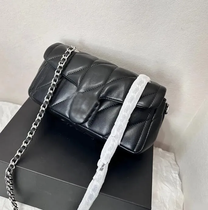 Luxury Designer Women's Black Quilted Shoulder Bag Tabby 26 Fashionable ...