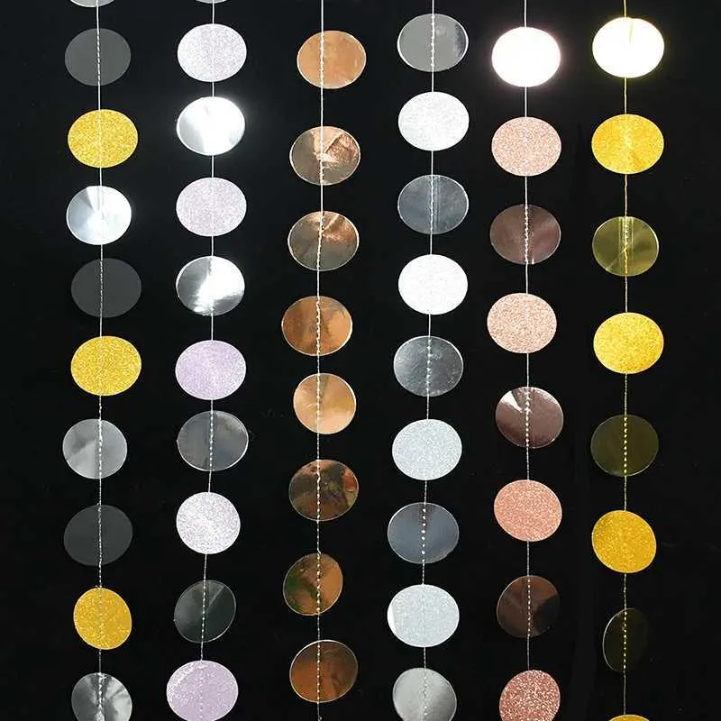 Glittering Circle Streamers & Banners - Gold & Silver Confetti Garland ...