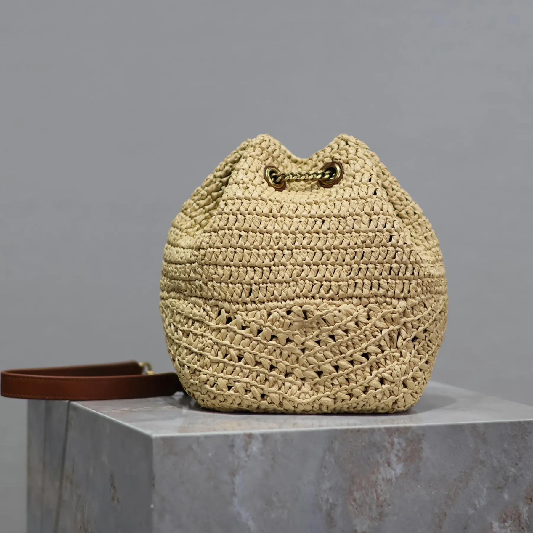 Luxury Designer Mini Joe In Straw Bucket Macrame Bag With Golden ...