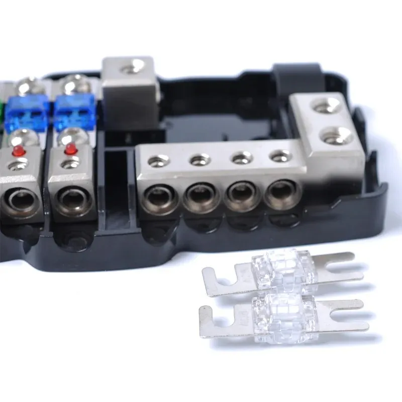 2024 Multifunctional Vehicle Fuse Block With LED Light And 4 Way ...
