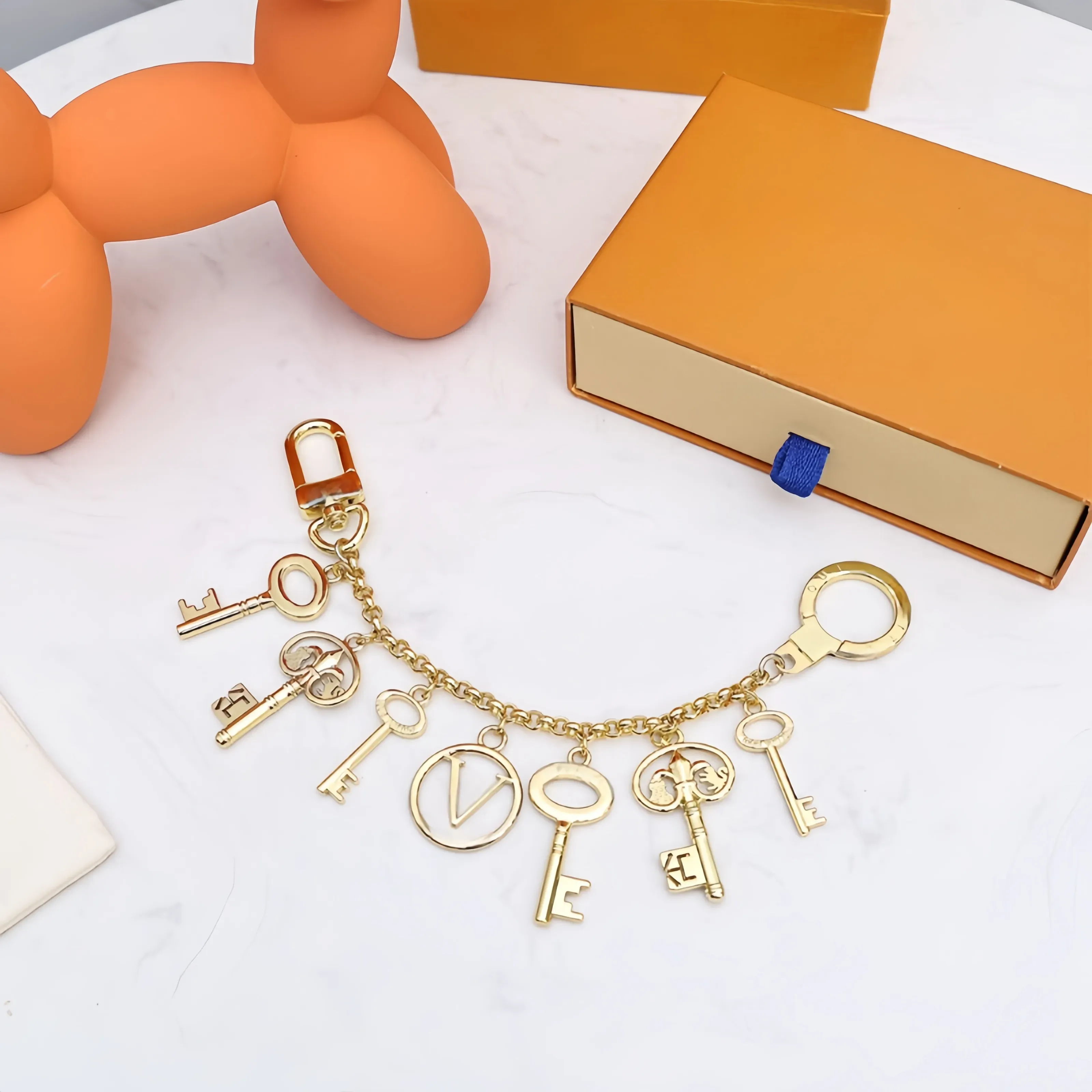 Designer Keychain With Box, Classic Exquisite Fashion Luxury, High ...