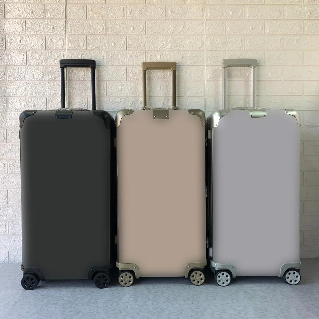 Large Capacity Designer 25 Inch Suitcase With Wheels Aluminium Alloy ...