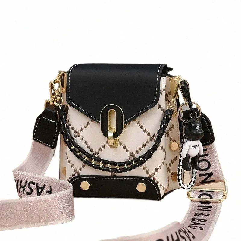 DHgate.com:Summer Mini Square Crossbody Bag: PU Leather DHgate.com:Summer Mini Square Crossbody Bag: PU Leather
