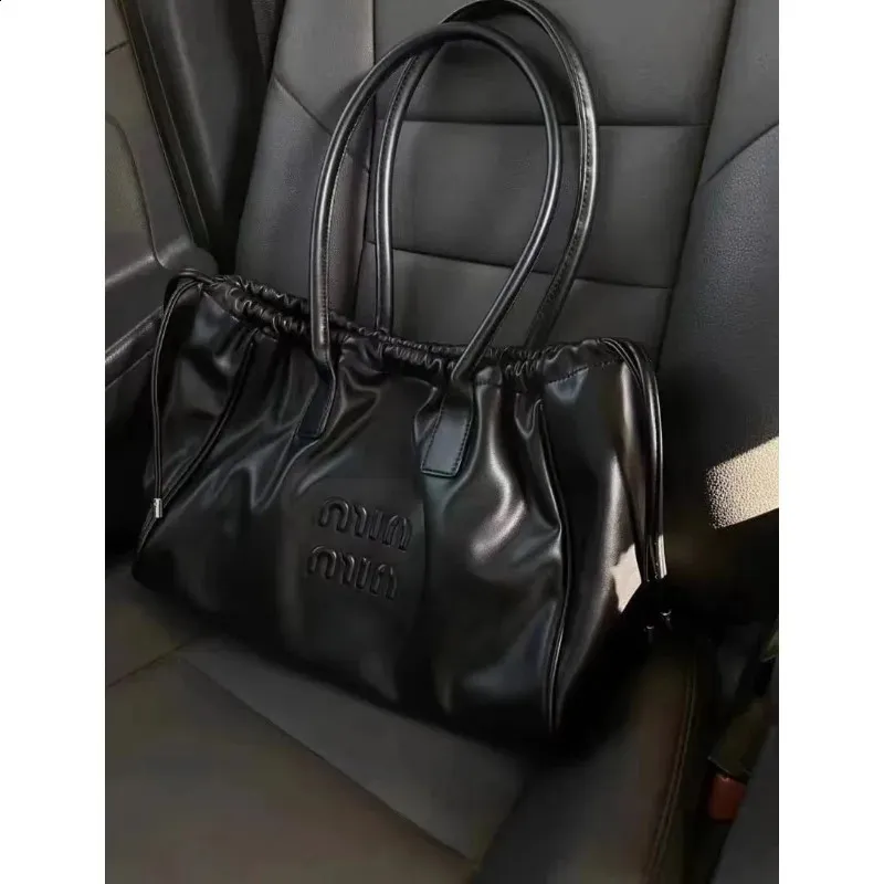 Drawstring Purses PU Leather Women's Crossbody Tote: Large Capacity ...