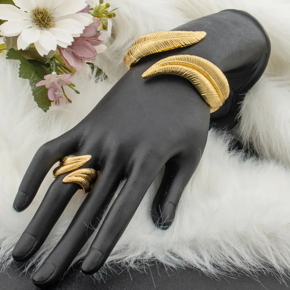 Elegant Gold Plated Wedding Jewellery Set: African Queen Inspired ...