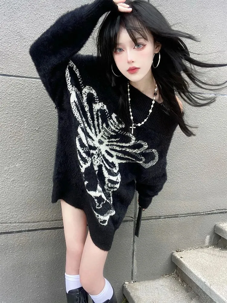 KOSAHIKI Y2K Aesthetic Blackpullover crochet sweater with KOSAHIKI Y2K Aesthetic Blackpullover crochet sweater with