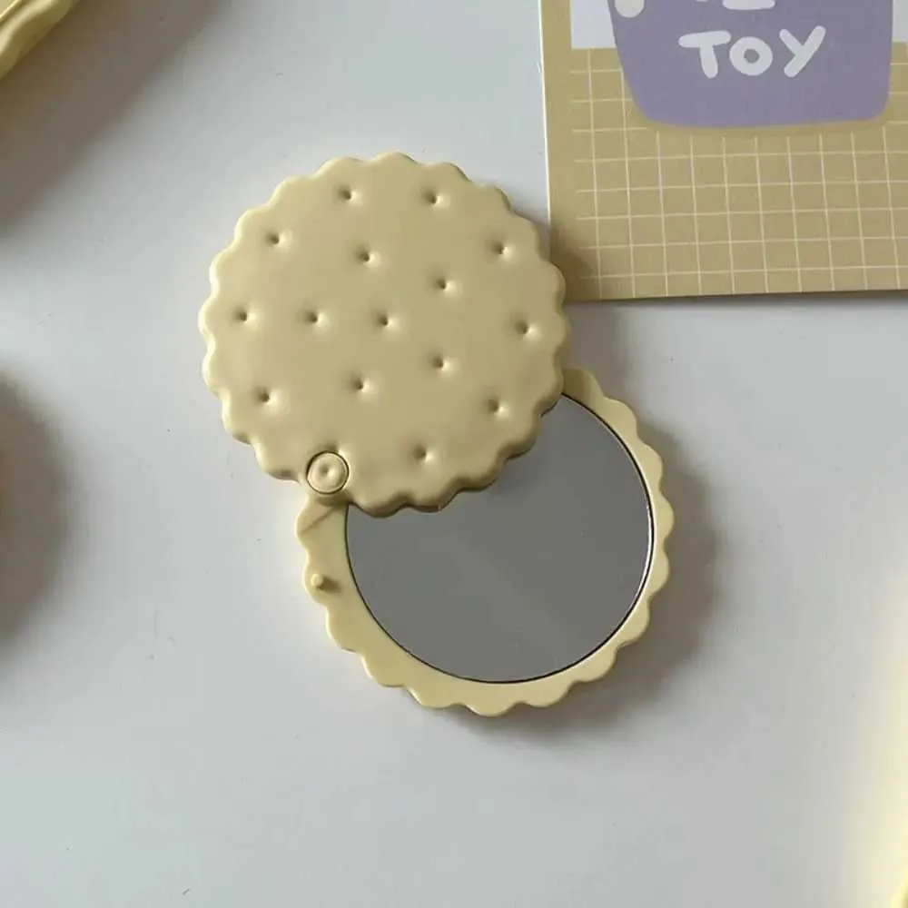 Cute Biscuit Pocket Mirror: Portable Folding Make-Up Mirror - Perfect ...