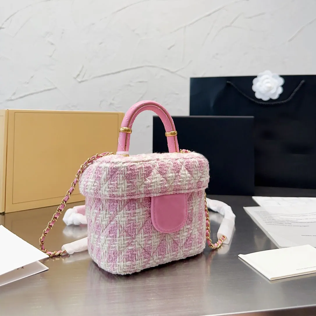 Luxury Cosmetic Bags Designer Crossbody Clutch: Women's Tweed Travel ...