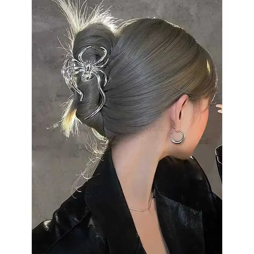 Halloween Spider Hair Claw Clip: Chic Alloy Ponytail Holder for Women ...