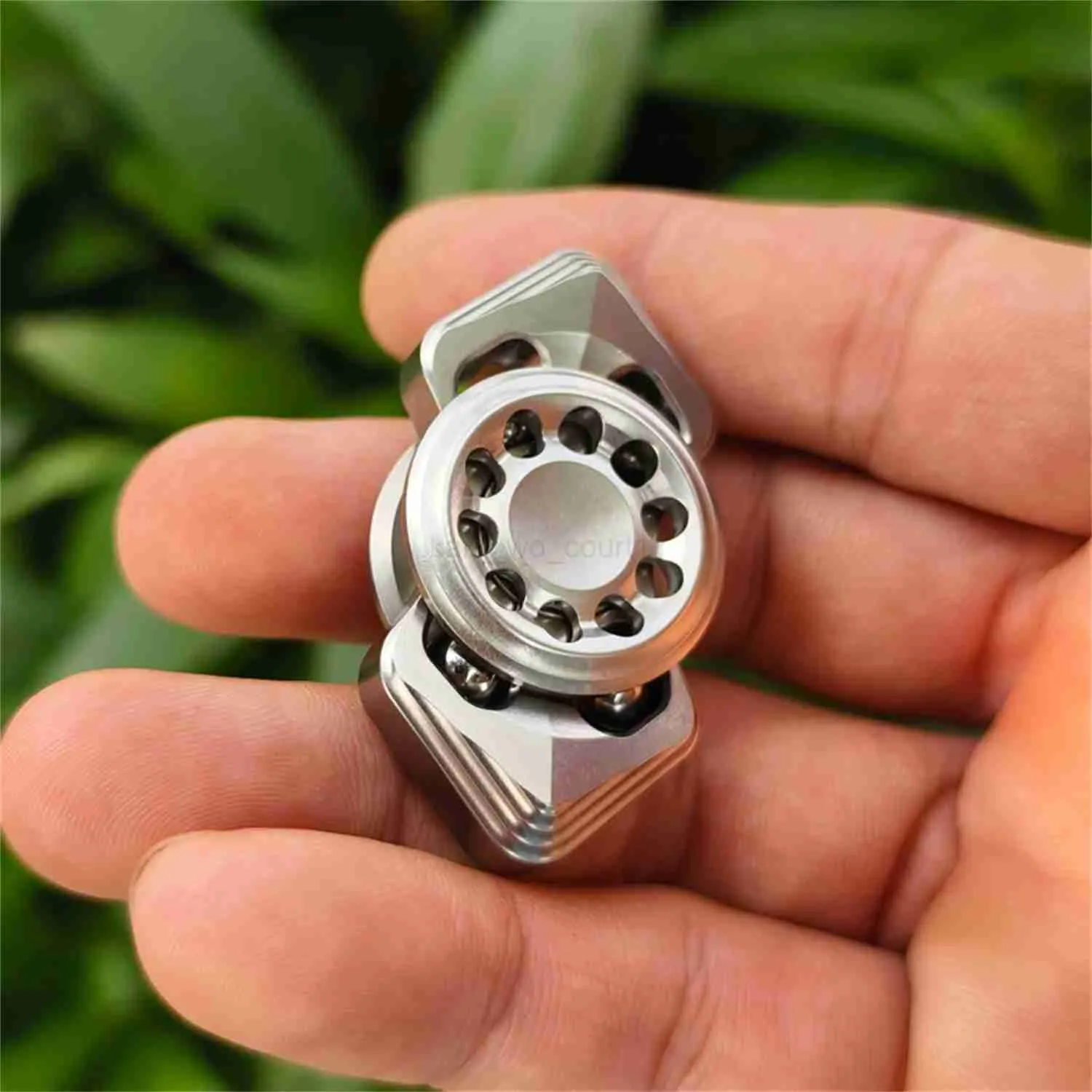 Premium Metal Assembled Gyro Fidget Spinner - Stainless Steel ...
